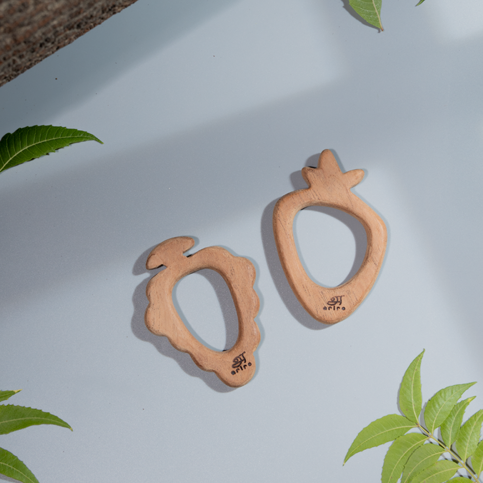 Ariro Neem Wood Teether for 3M–6M Infants | Grasping Toy for Babies